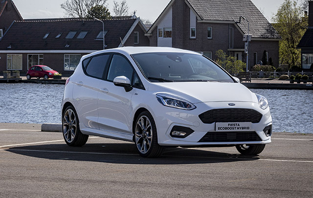 Guida Alla Gamma Ford Hybrid - Macchine Ibride Ed Elettriche